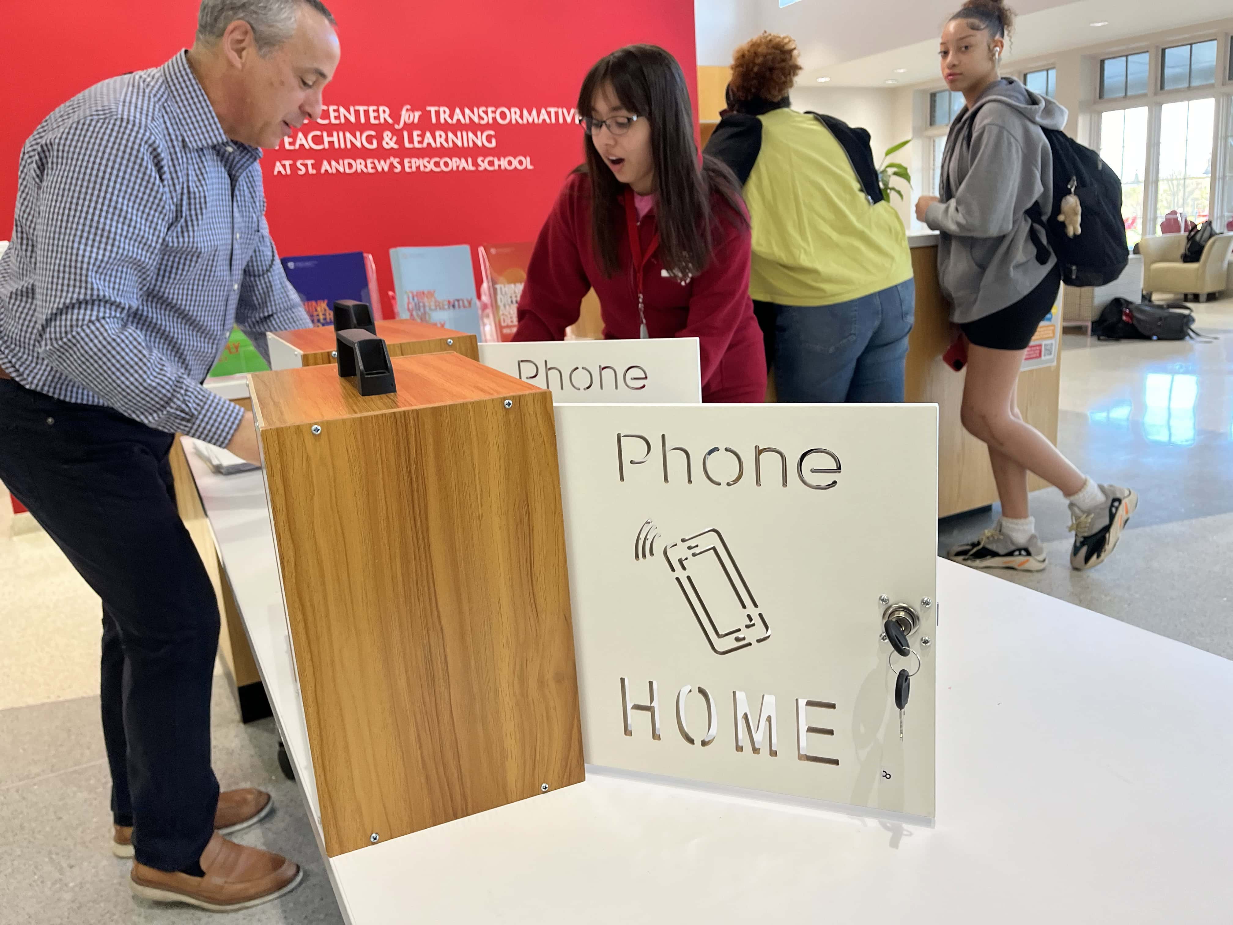 The CTTL’s Upper School Cell Phone Research Study – The Mane News